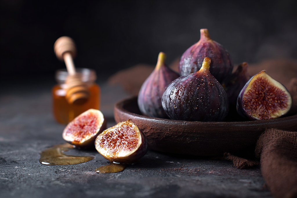 Figs in Ayurveda: Ancient Fruit with Modern Benefits - Bigbasket ...